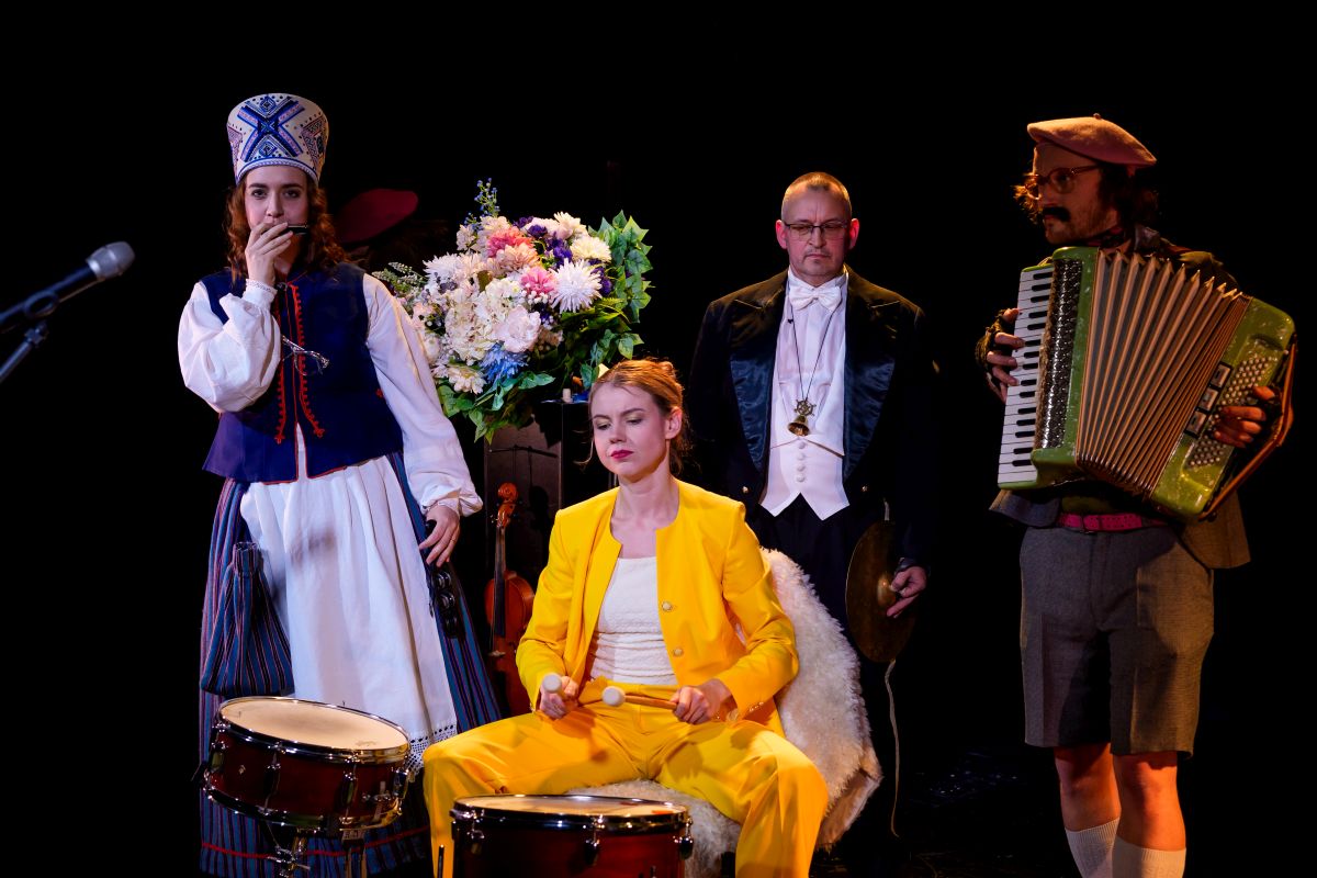 Presidendi lustakas vastuvõtt ulakatele lastele | Rakvere Teater
