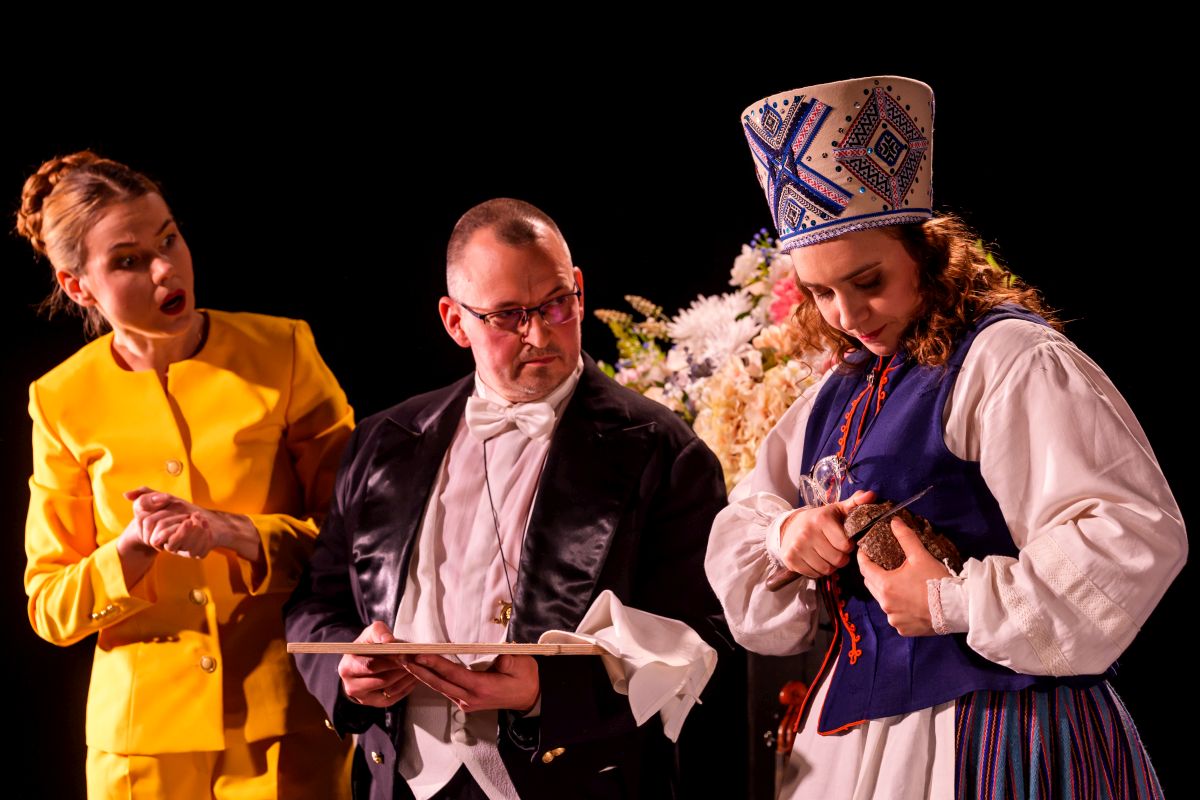 Presidendi lustakas vastuvõtt ulakatele lastele | Rakvere Teater